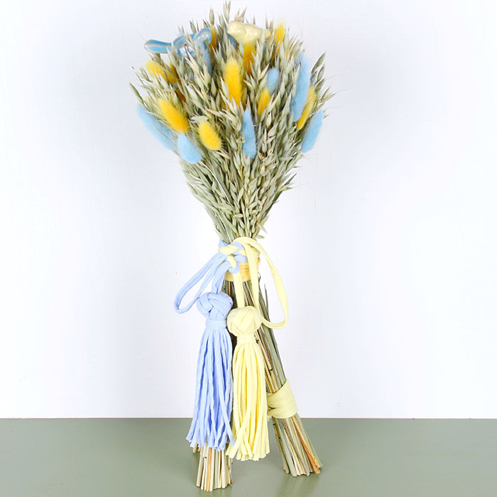 Didukh Easter with yellow-blue lagurus ᐈ Buy with delivery | LoraShen